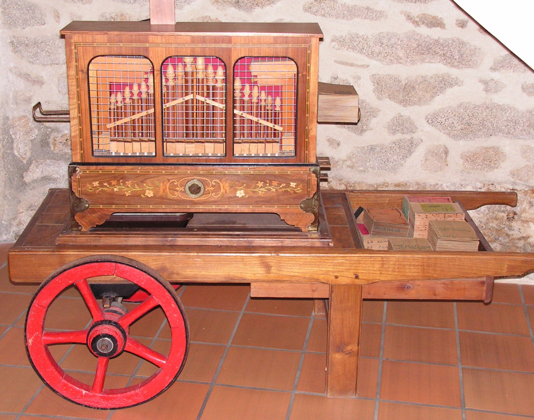 Collection Musique mécanique - Maison des Frères Cazes à Siran (Cantal)